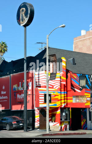 Rainbow Bar and Grill, legendary restaurant and bar on the Sunset Strip ...