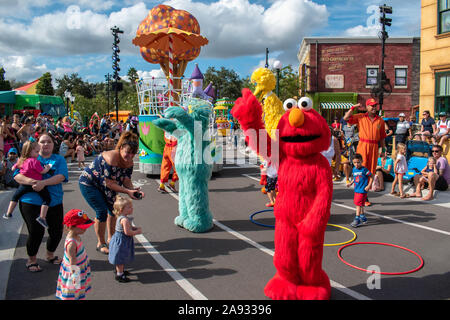 SESAME STREET, Big Bird dancing with Native American Crow Indian tribe ...