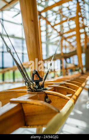 Mounting and tensioning mechanism of the wooden structure with threaded ...