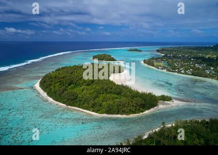 Oneroa Island, Muri Lagoon, Rarotonga, Cook Islands, South Pacific ...
