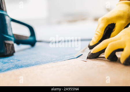 How to heat welding vinyl floor with heat gun - master prepares a ...