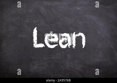 Lean Startup - Schrift/font- Kreide/chalk -Tafel/board Stock Photo - Alamy