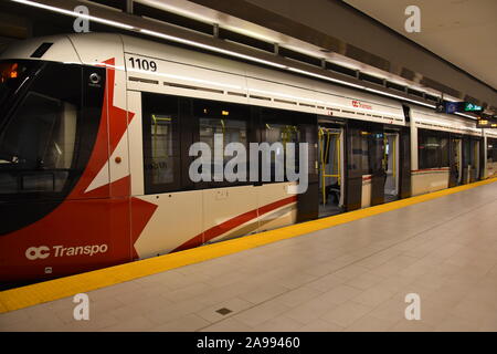 The brand new Ottawa OTrain subway and light rail system days after ...