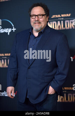 Executive producer/actor Jon Favreau arrives at the world premiere of ...