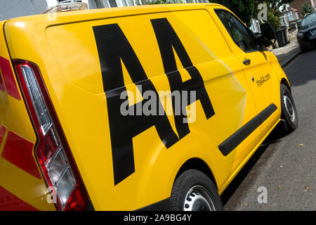 AA Vehicle, Automobile Association, rescue, breakdown, roadside ...