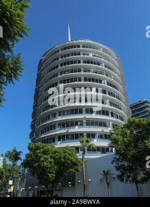 The landmark Capitol Records Building in Hollywood shown at night Stock ...