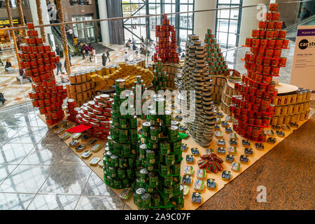 Structures under the sea on the north coast in Etretat France Stock ...