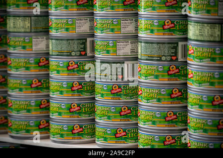 A display of Shoprite brand Chunk Light Tuna in vegetable oil cans in ...