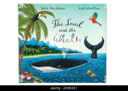 The book The Snail and the Whale by Julia Donaldson Stock Photo - Alamy