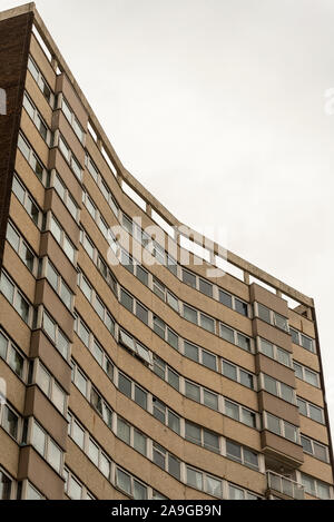 Queensway estate Tower block, block of flats high rise in Southend on ...