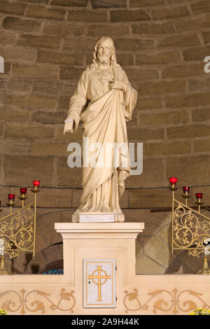 Interior of Basilica of Notre-Dame des Victoires church, Paris, France ...