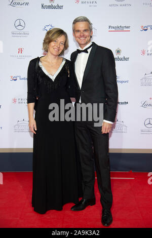 Thorsten SCHROEDER, moderator, with partner Wiebke TIEDE, red carpet ...