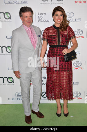 Alan Thicke and spouse Tanya Callau pose on the Red Carpet on November ...