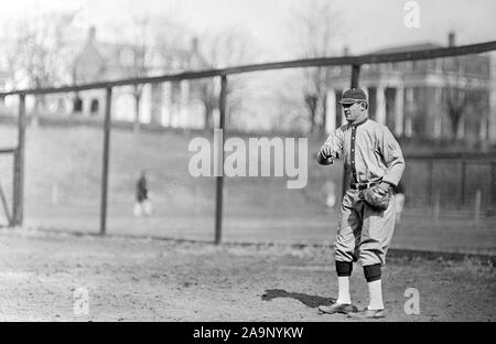 Early 1900s Photos - Vintage baseball player swinging baseball bat ca ...
