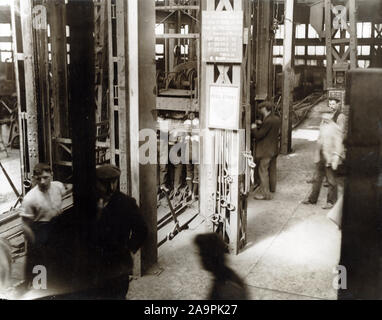 Cadeby colliery pit explosion disaster rescue party 1912 Stock Photo ...