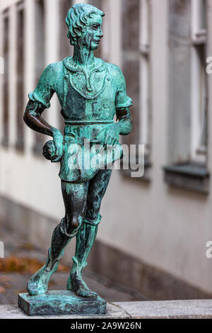 "Molder boy" bronze sculpture by the sculptor W. Hoselmann (1890-1978 ...
