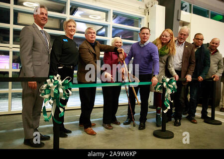 BLOOMINGTON, IN - NOVEMBER 15: Indiana Hoosiers K Nico Radicic (15 ...