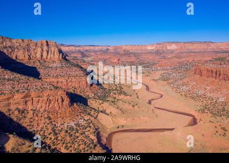 View of Tsegi Canyon along highway 160, Arizona Stock Photo - Alamy