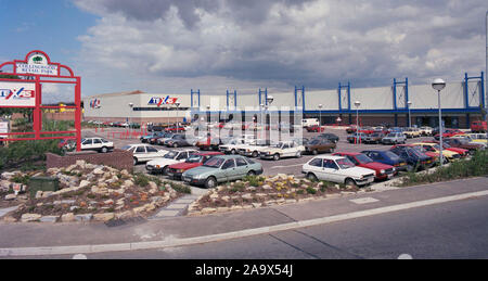 1990 Texas DIY store, Farnham, SE England, UK Stock Photo - Alamy