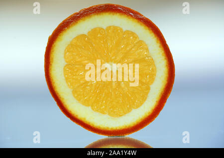 Orangenscheibe / Orange slice Stock Photo - Alamy
