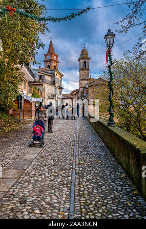 village view, govone, Italy Stock Photo - Alamy