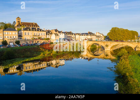 France, Nievre, Decize, Vieille Loire bridge Stock Photo - Alamy