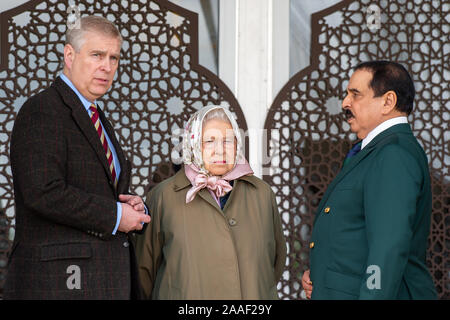FILE PICS. 31st October, 2025. Prince Andrew, Queen Elizabeth and the ...