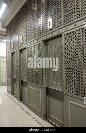 Metal mesh enclosure of elevator shaft in Nicholas Building Melbourne ...
