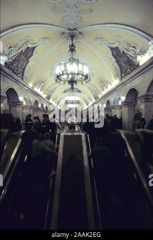 Moskau 1992, Metro - Moscow 1992, Metro Stock Photo - Alamy