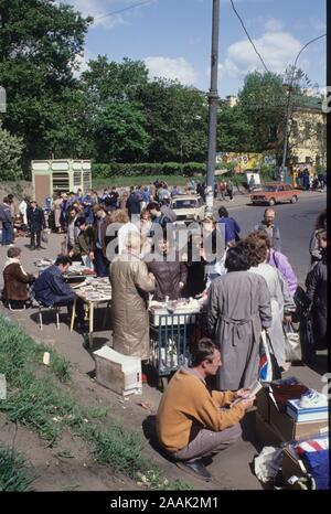 Moskau, Straßenmarkt - Moscow, Street Market Stock Photo - Alamy