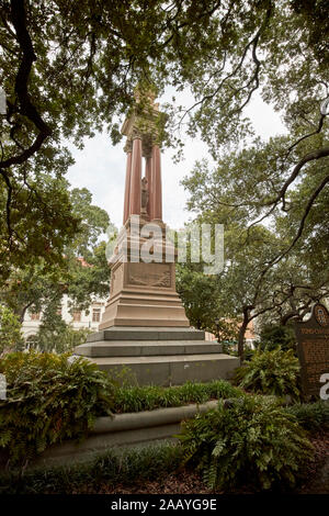 tomo-chi-chis grave wright square savannah georgia usa Stock Photo - Alamy