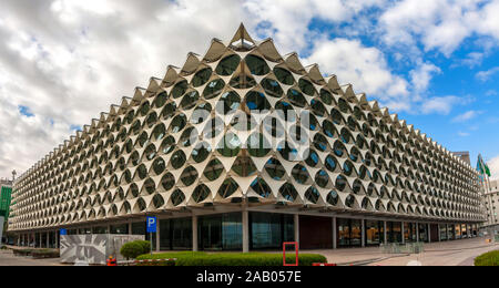 Exterior of the King Fahad National Library in Riyadh, Saudi Arabia ...