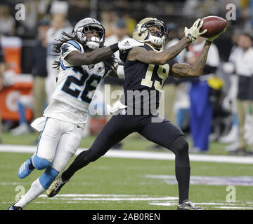 Carolina Panthers cornerback Donte Jackson (26) chats with cornerbacks ...