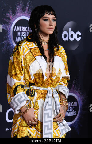 Kesha arrives to the 2019 American Music Awards, held at the Microsoft ...