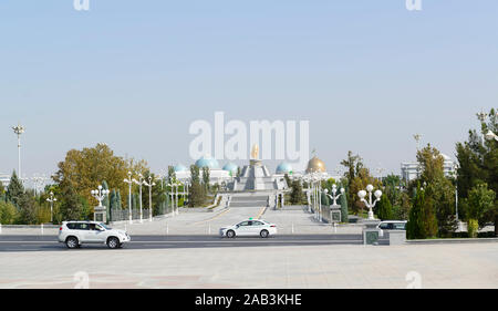 White Marble Buildings, Ashgabat, Turkmenistan Stock Photo - Alamy