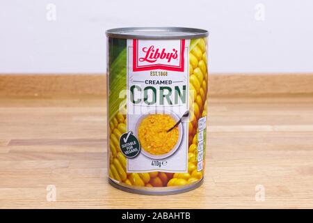 Tin of Sweetcorn Stock Photo - Alamy