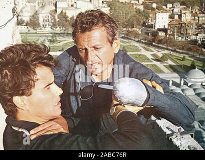 THAT MAN IN ISTANBUL, (aka ESTAMBUL 65), Horst Buchholz, 1965 Stock ...