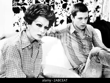 Gruppo di famiglia in un interno Year 1974 Director Luchino Visconti ...