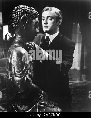 GAMBIT -1966 MICHAEL CAINE Stock Photo - Alamy