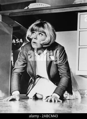DORIS DAY, THE GLASS BOTTOM BOAT, 1966 Stock Photo - Alamy