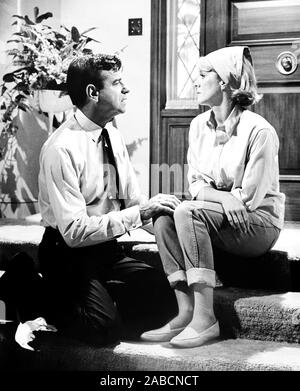 A GUIDE FOR THE MARRIED MAN, from left: Terry-Thomas, Jayne Mansfield, 1967, TM & Copyright ...