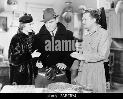 I MARRIED A DOCTOR, from left: Pat O'Brien, Josephine Hutchinson, 1936 ...