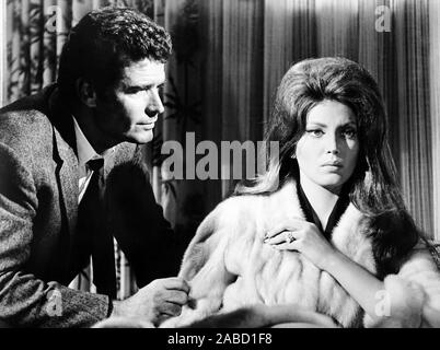 MARLOWE -1969 JAMES GARNER Stock Photo - Alamy