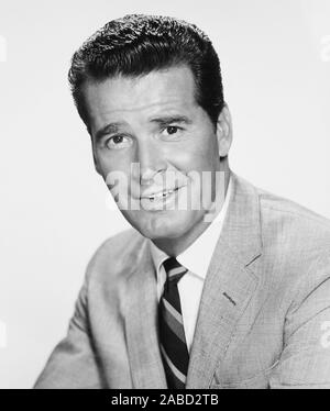MOVE OVER DARLING 1963 20th Century Fox film with Doris Day and James ...