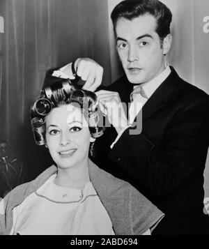 THE PATSY (1964) JERRY LEWIS, INA BALIN PTSY 004FOH Stock Photo - Alamy
