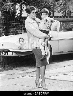 THE PUMPKIN EATER (1964) ANNE BANCROFT, YOOTHA JOYCE PUME 001 Stock ...