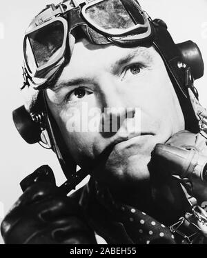 KENNETH MORE PORTRAIT Stock Photo - Alamy