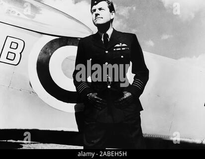 REACH FOR THE SKY (1956) KENNETH MORE RSKY 001P Stock Photo - Alamy