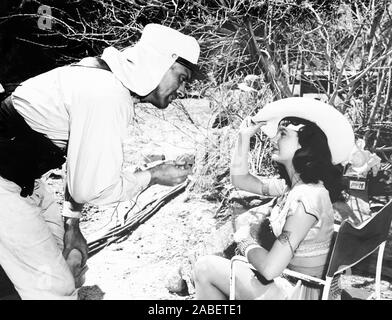 TEN TALL MEN, from left, Burt Lancaster, Mari Blanchard, Stephen ...
