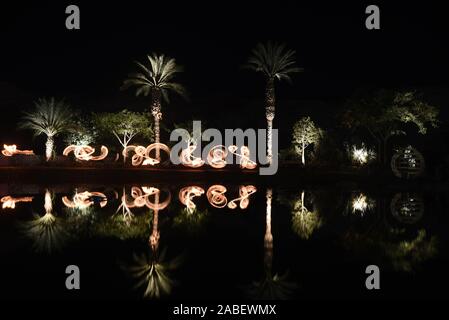 Burning steel wool as fireworks with fire splashes Stock Photo - Alamy